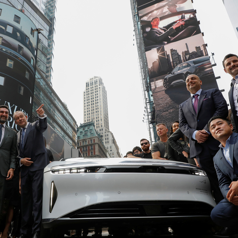 Laura Neilson Latest Articles - Air Mail