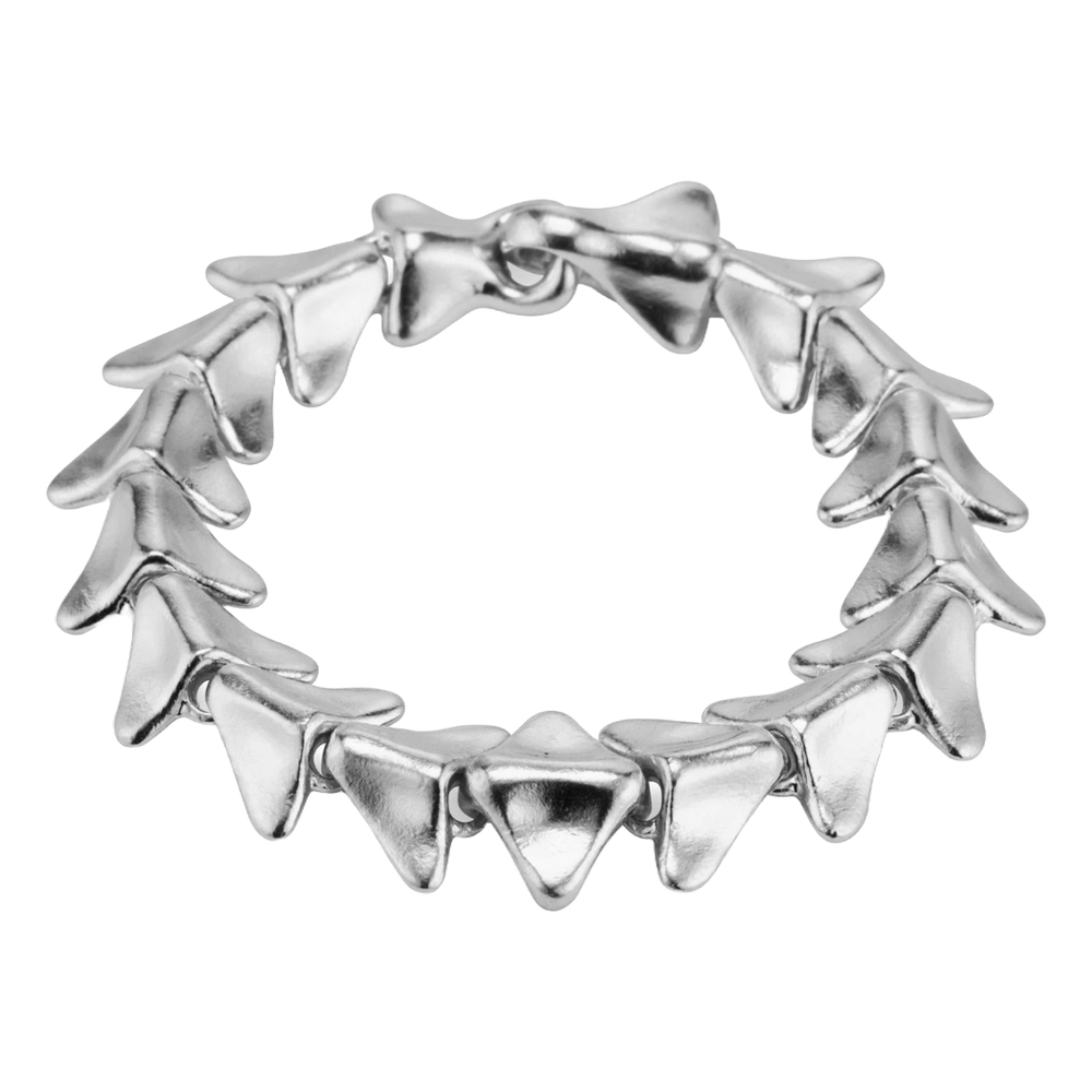 Menē Fishbone Bracelet in 24K Platinum at Air Supply