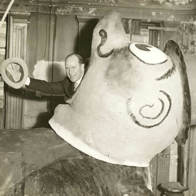 Tony Sarg and the Macy's Thanksgiving Day Parade - Air Mail